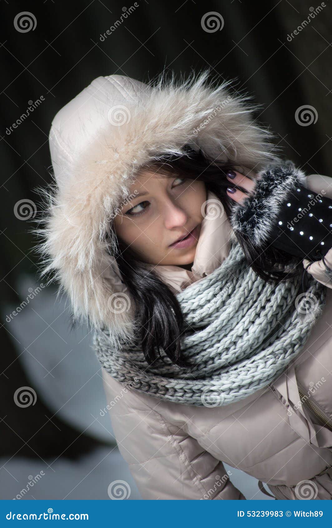 El esquimal de la muchacha imagen de archivo. Imagen de maquillaje ...