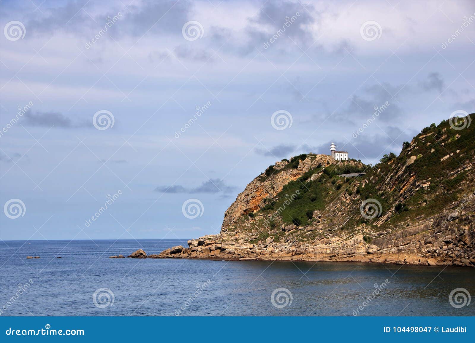 El faro de Getaria imagen de archivo. Imagen de ciudad - 104498047