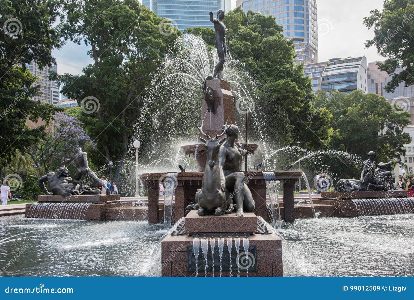 El Fluir Archibald Fountain Imagen de archivo editorial - Imagen de ...