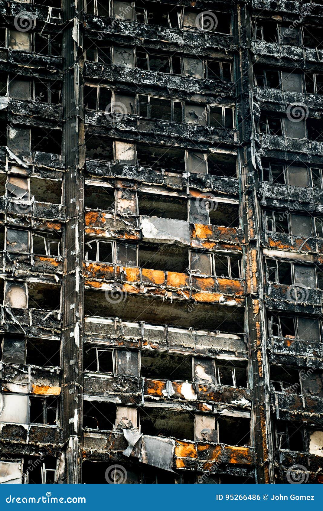 El Fuego De La Torre De Grenfell Foto editorial - Imagen de peligro ...