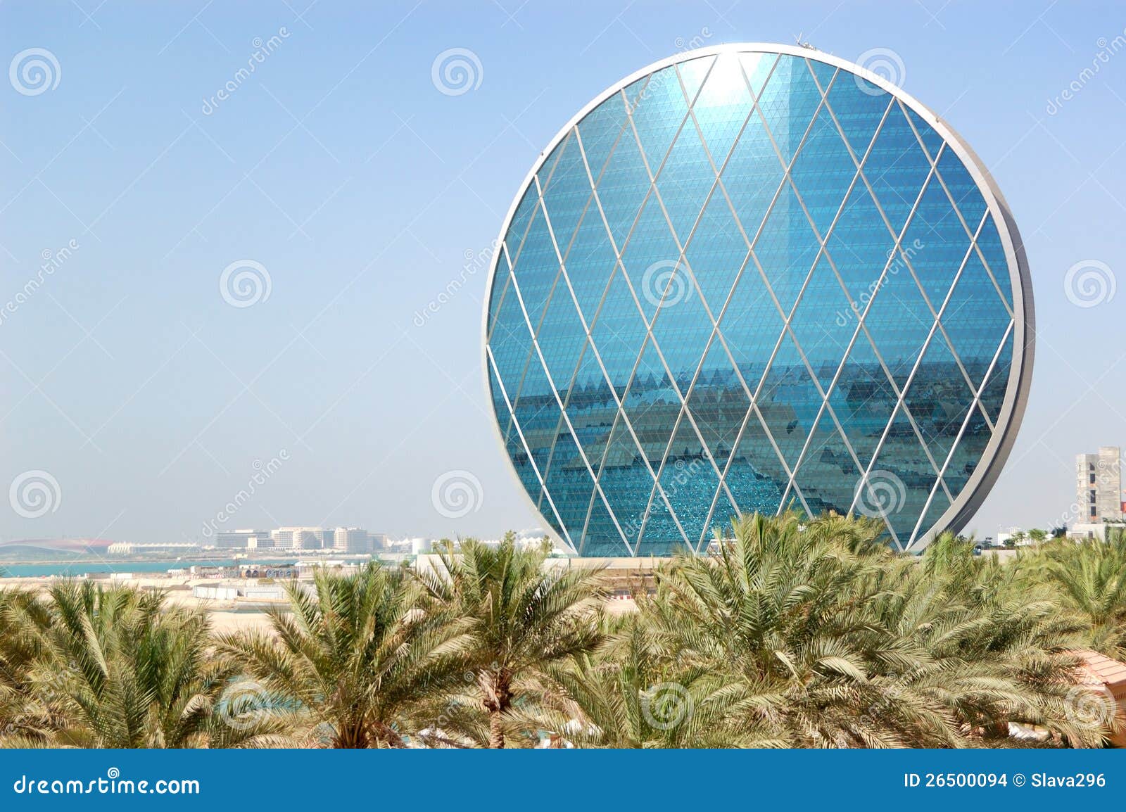 El Hotel De Lujo Y El Edificio Circular Imagen de archivo editorial ...