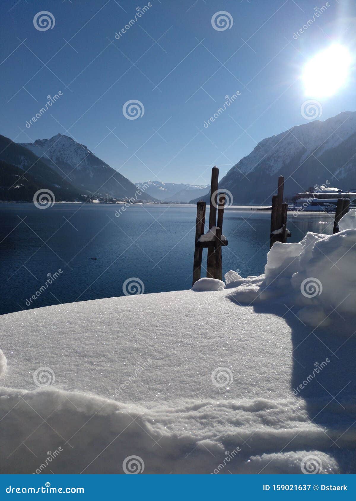 El Lago Achensee En Invierno Austria Imagen de archivo - Imagen de ...