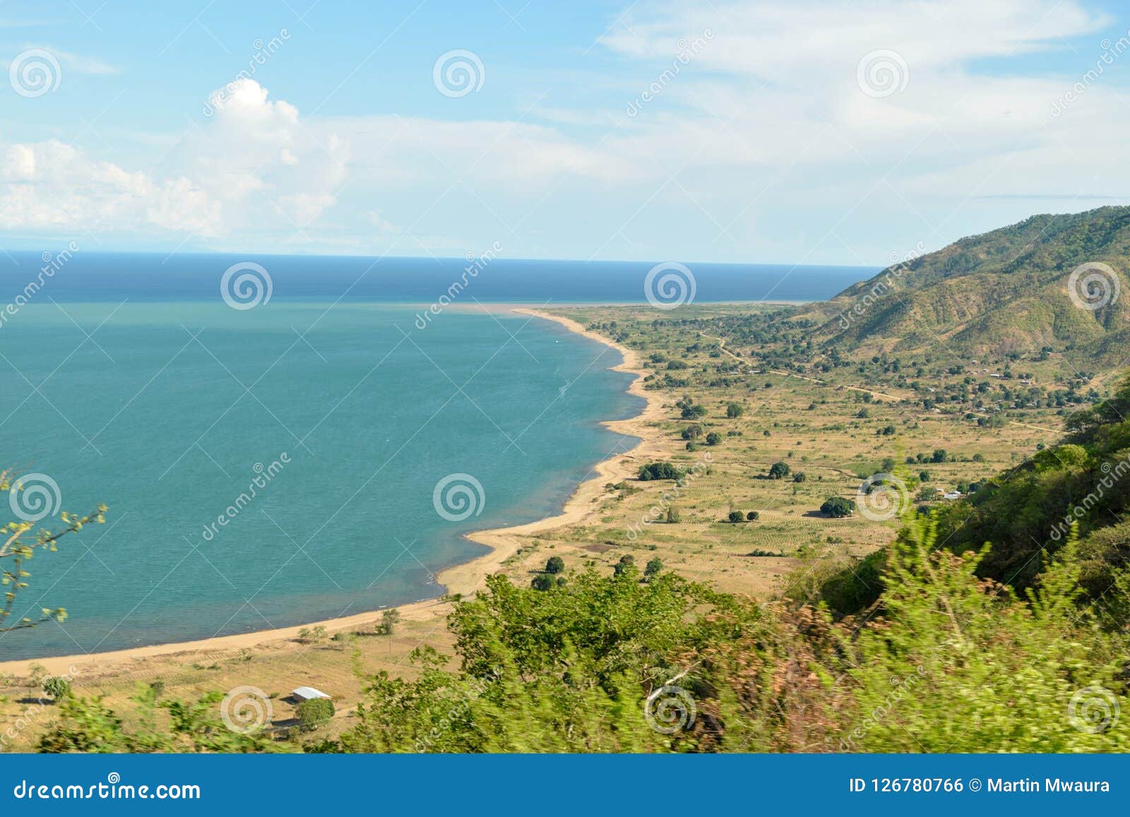 El lago Malawi, Malawi foto de archivo. Imagen de recorrido - 126780766