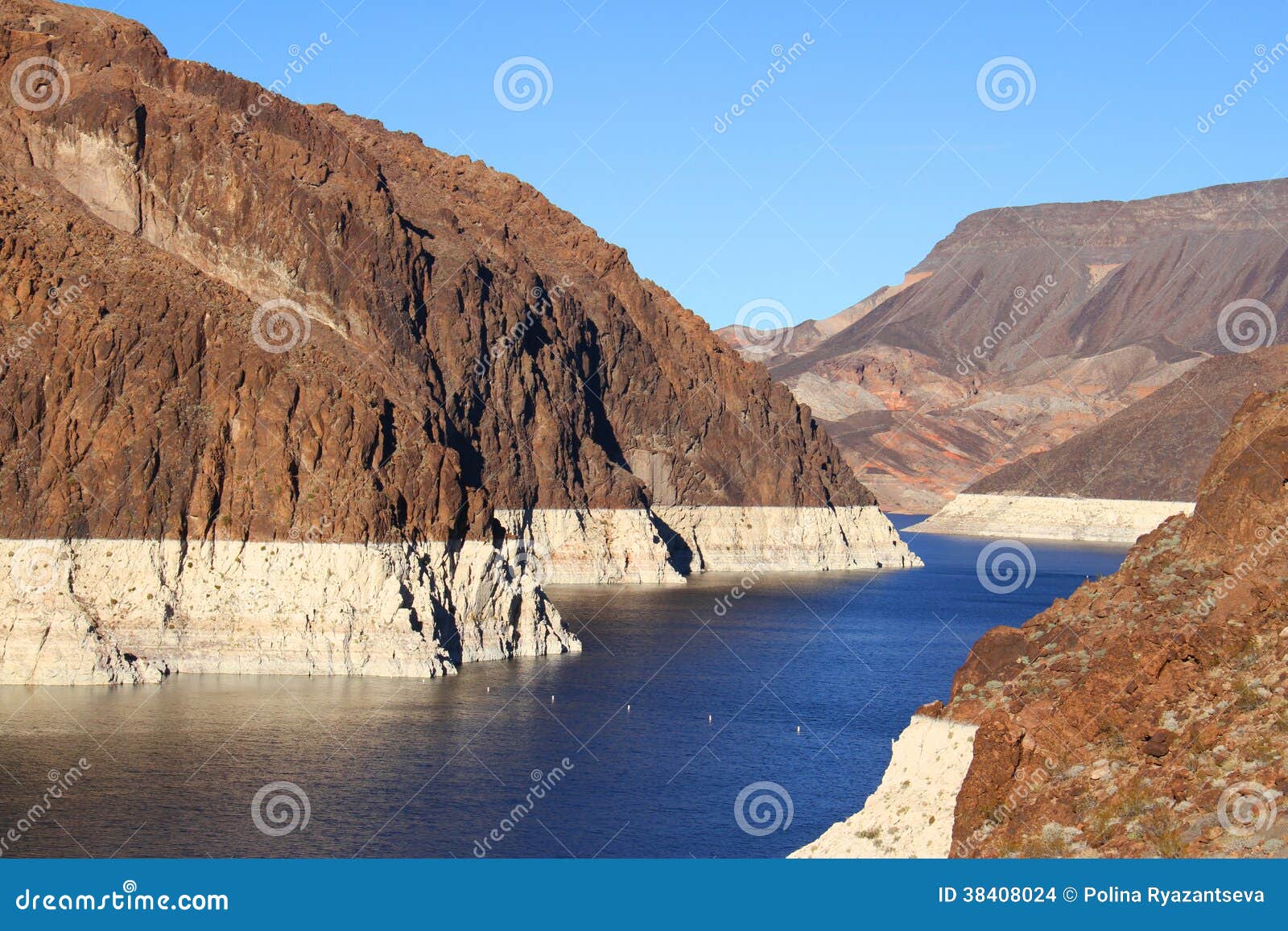 El lago Mead en Nevada foto de archivo. Imagen de milagro - 38408024