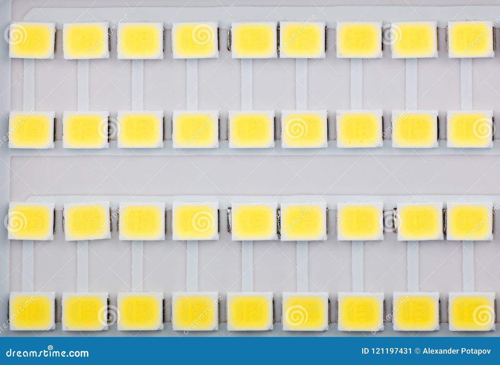 El LED amarillo rema macro imagen de archivo. Imagen de equipo - 121197431
