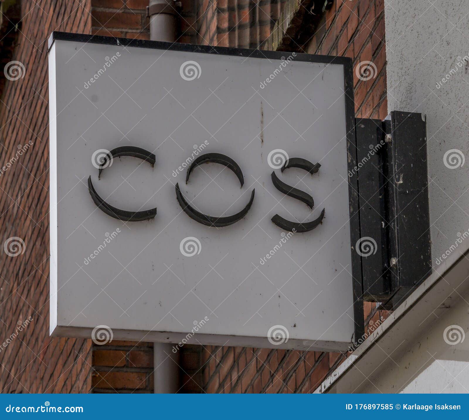 El Logo Del Edificio Cos En Aarhus Imagen editorial - Imagen de brillo ...