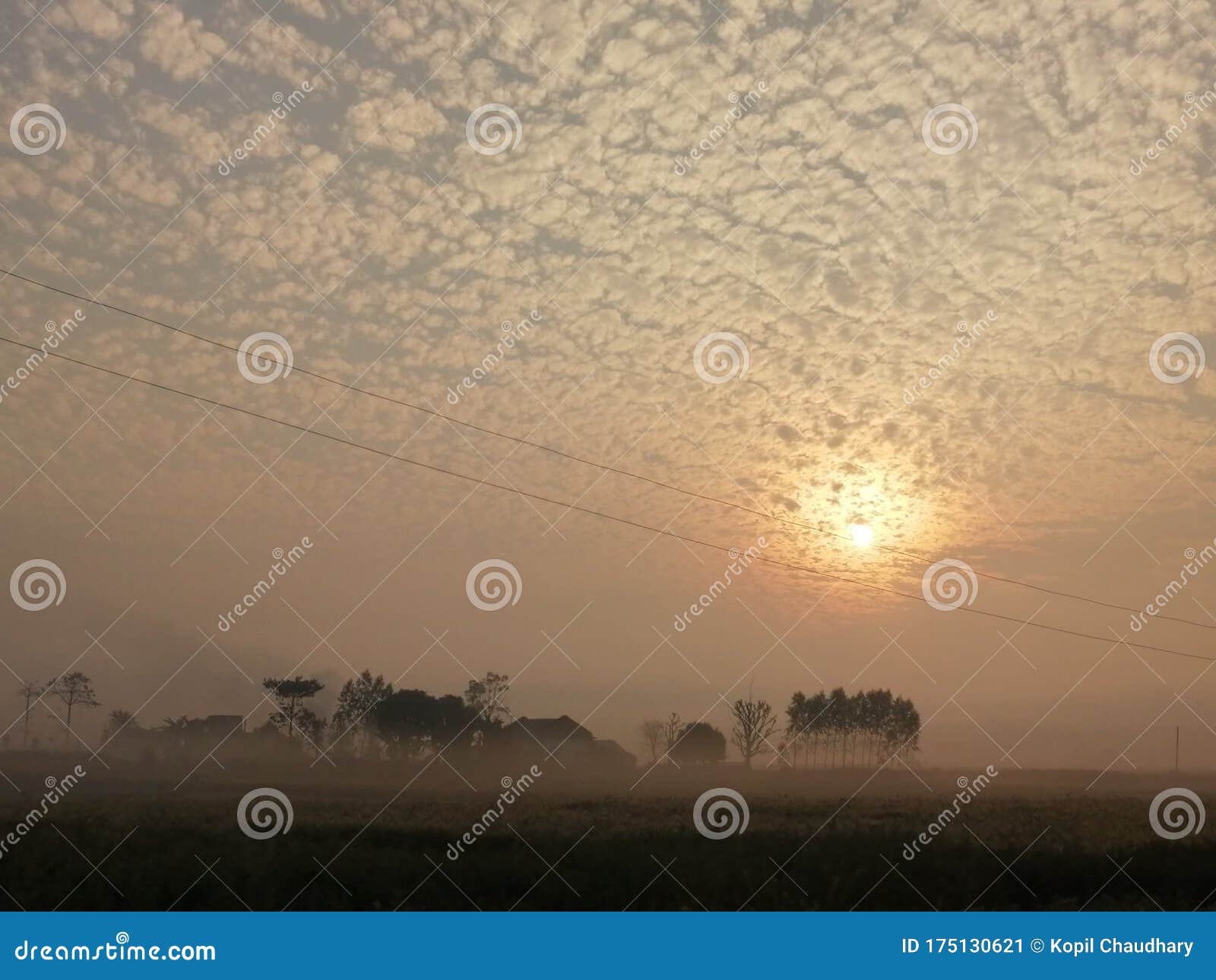 El Mejor Sol Del Mundo. Agradable Imagen de archivo - Imagen de mundo ...