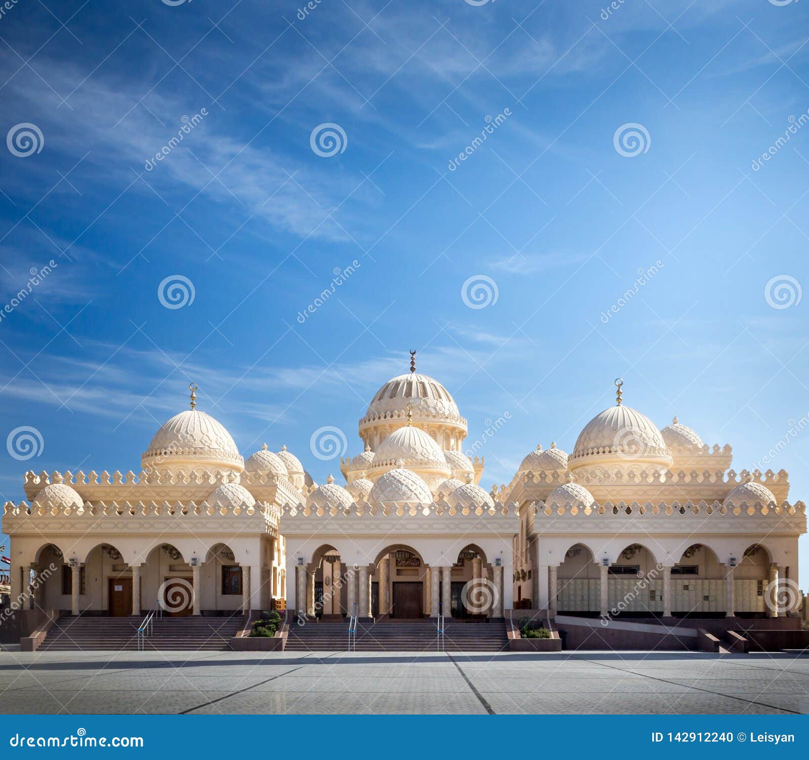 El Mina mosque stock photo. Image of travel, islamic - 142912240