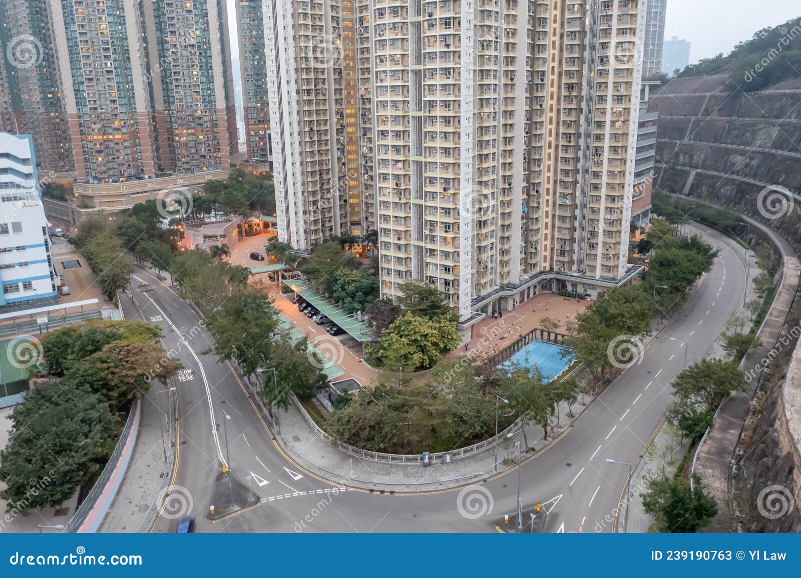 El Moderno Edificio Residencial De Tiu Keng Leng El 15 De Enero De 2022 ...