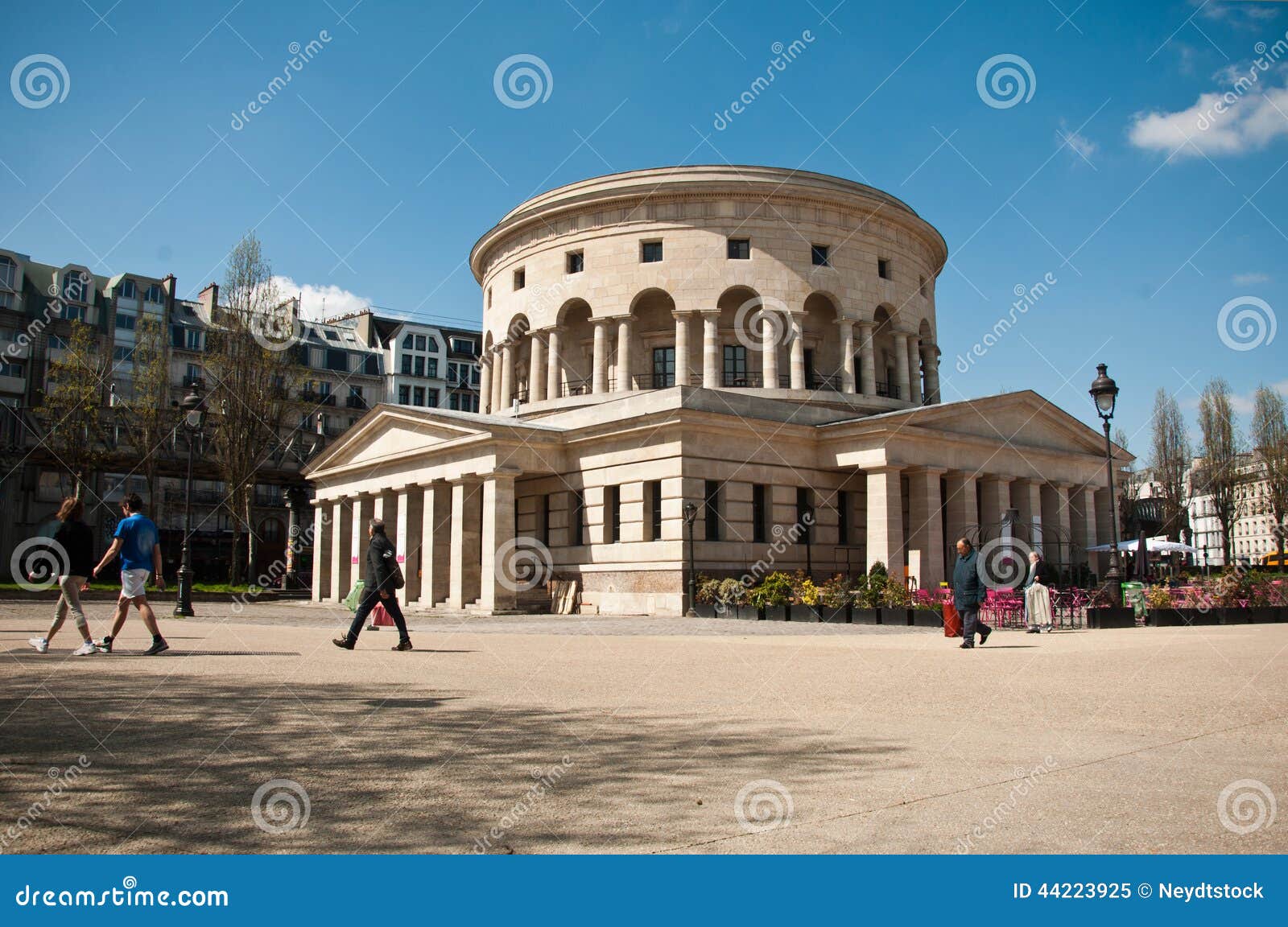 El monumento de la Rotonda imagen editorial. Imagen de copia - 44223925