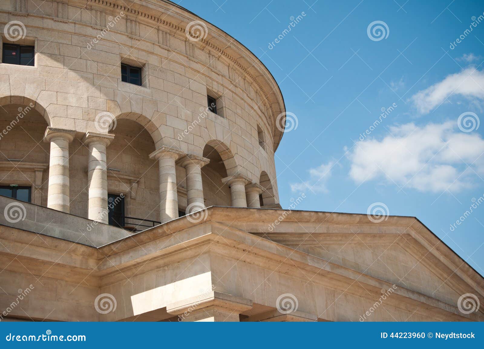 El monumento de la Rotonda foto de archivo. Imagen de turismo - 44223960
