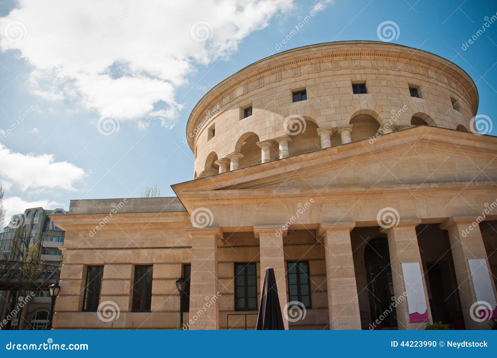 El monumento de la Rotonda imagen editorial. Imagen de asiento - 44223990