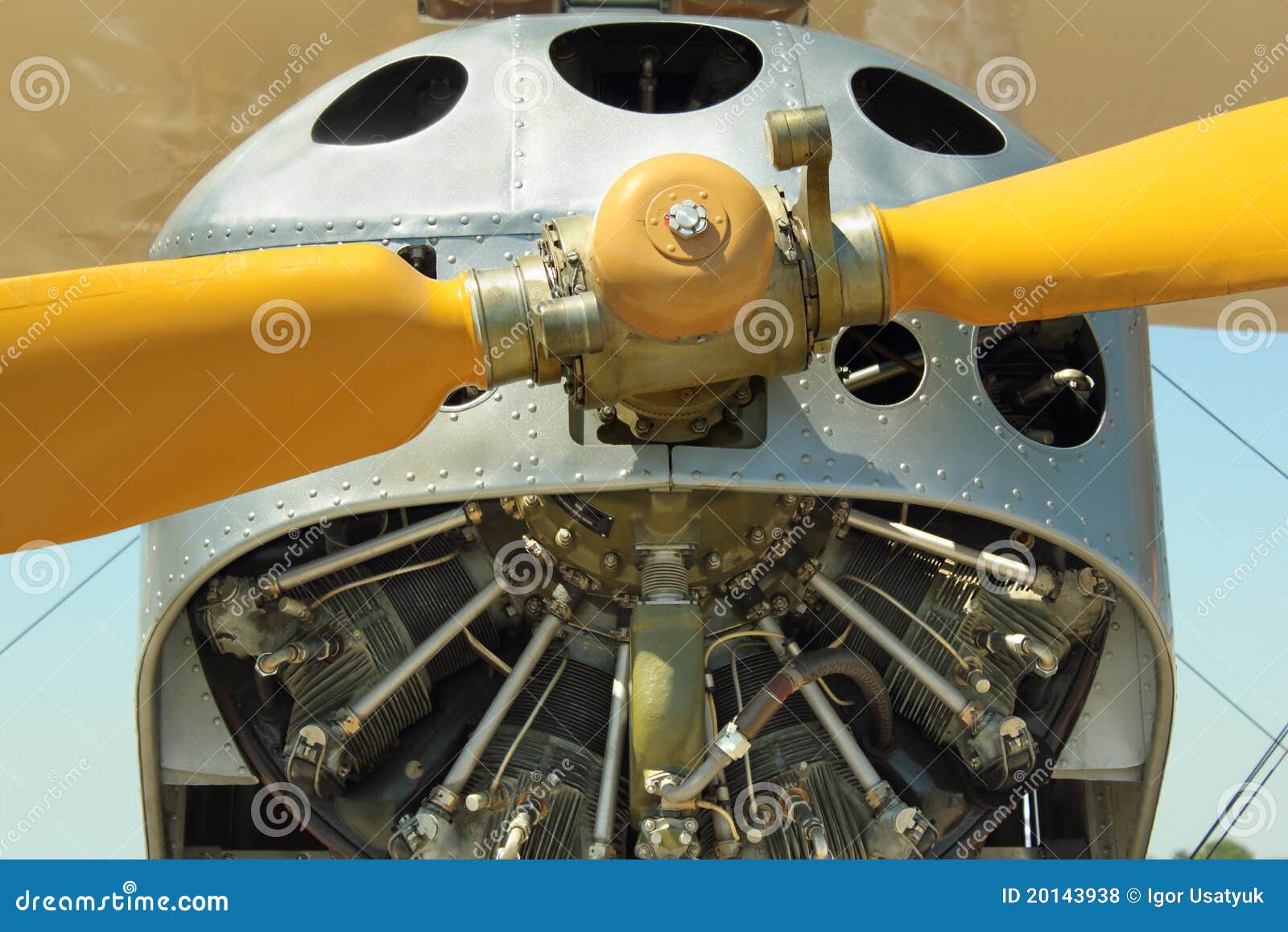 El motor plano foto de archivo. Imagen de viejo, mosca - 20143938