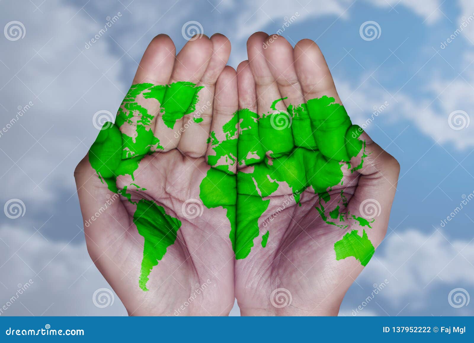 El mundo en sus manos foto de archivo. Imagen de blanco - 137952222