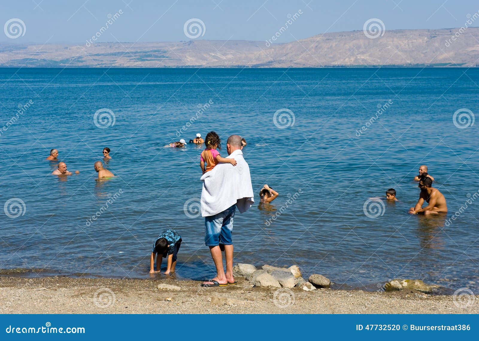 El Nadar En El Mar De Galilea Imagen editorial - Imagen de gente ...