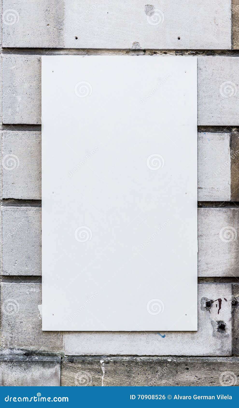 El Panel Blanco En Espacio En Blanco Foto de archivo - Imagen de modelo ...