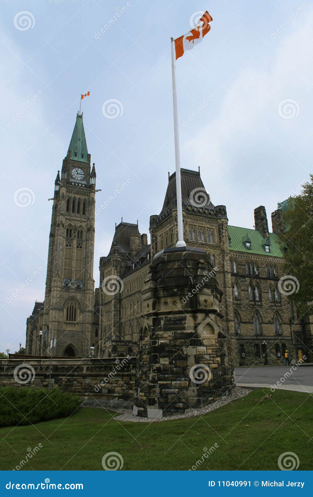 El Parlamento Canadiense En Ottawa Imagen de archivo - Imagen de ...
