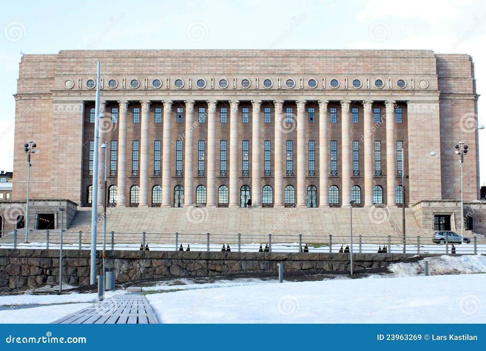 El parlamento de Finlandia imagen de archivo. Imagen de escaleras ...