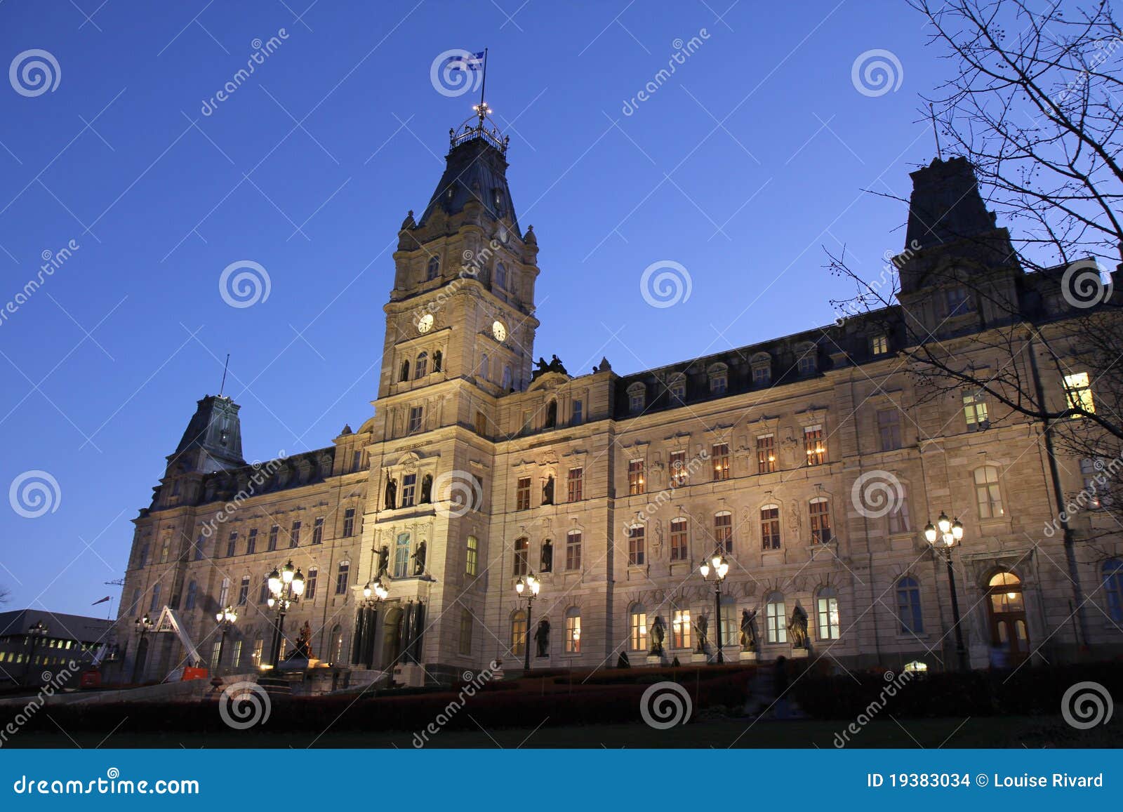 El parlamento de Quebec imagen de archivo editorial. Imagen de azotea ...