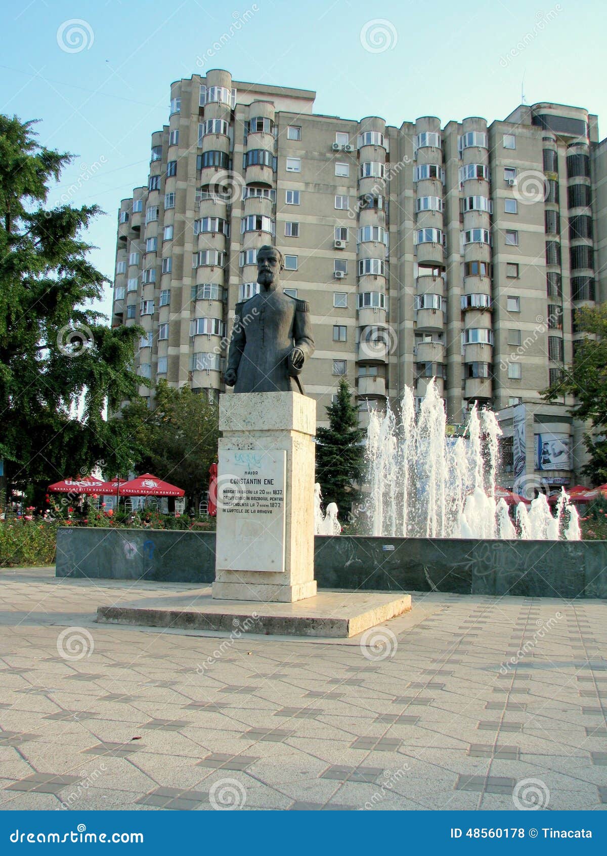 El parque de las rosas foto de archivo editorial. Imagen de cielo ...