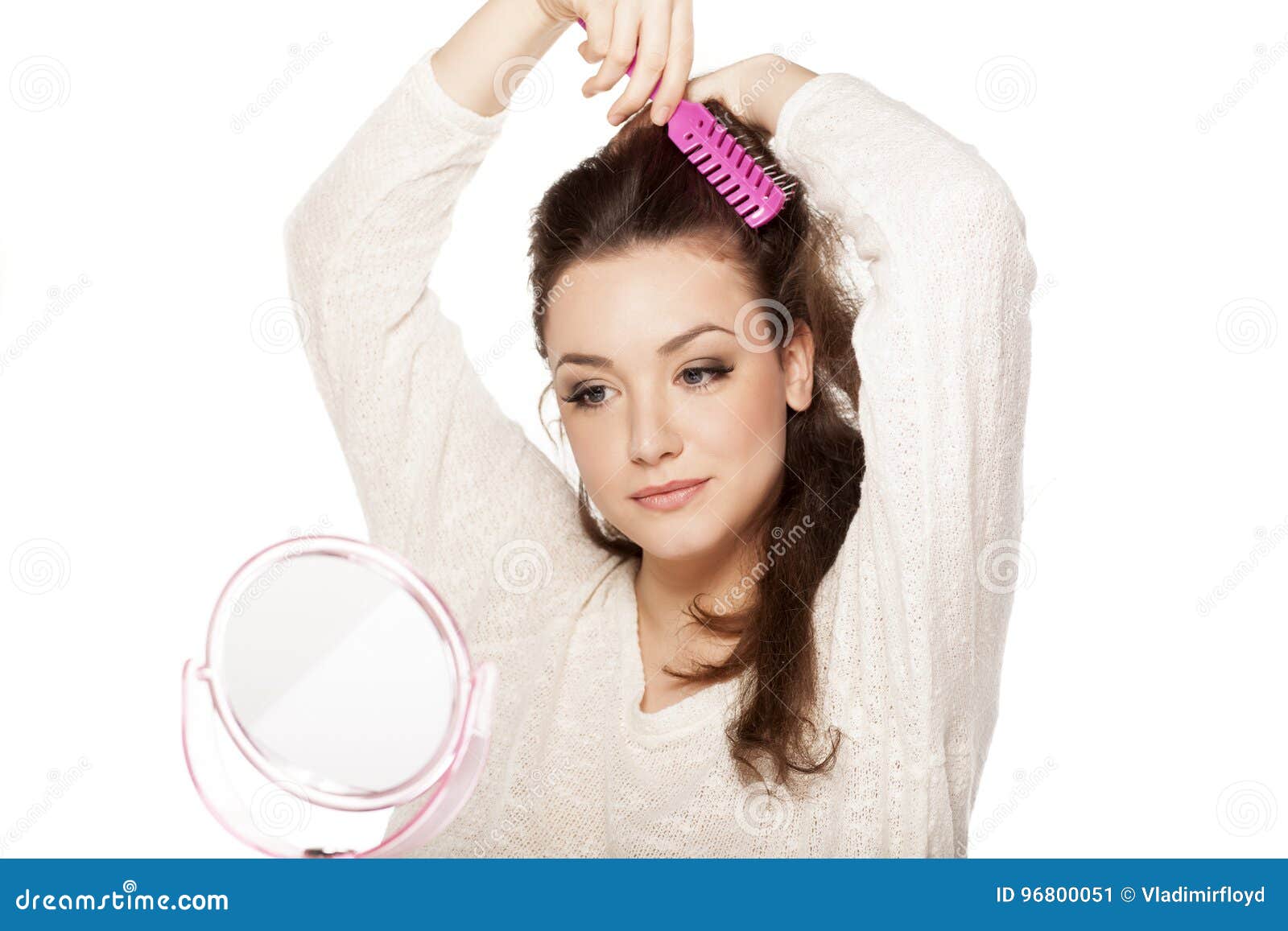 El peinarse del pelo imagen de archivo. Imagen de muchacha - 96800051