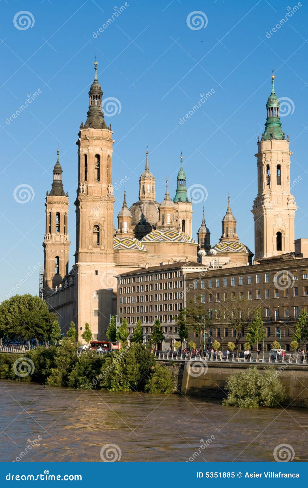 El Pilar in Zaragoza stock image. Image of spain, expo - 5351885