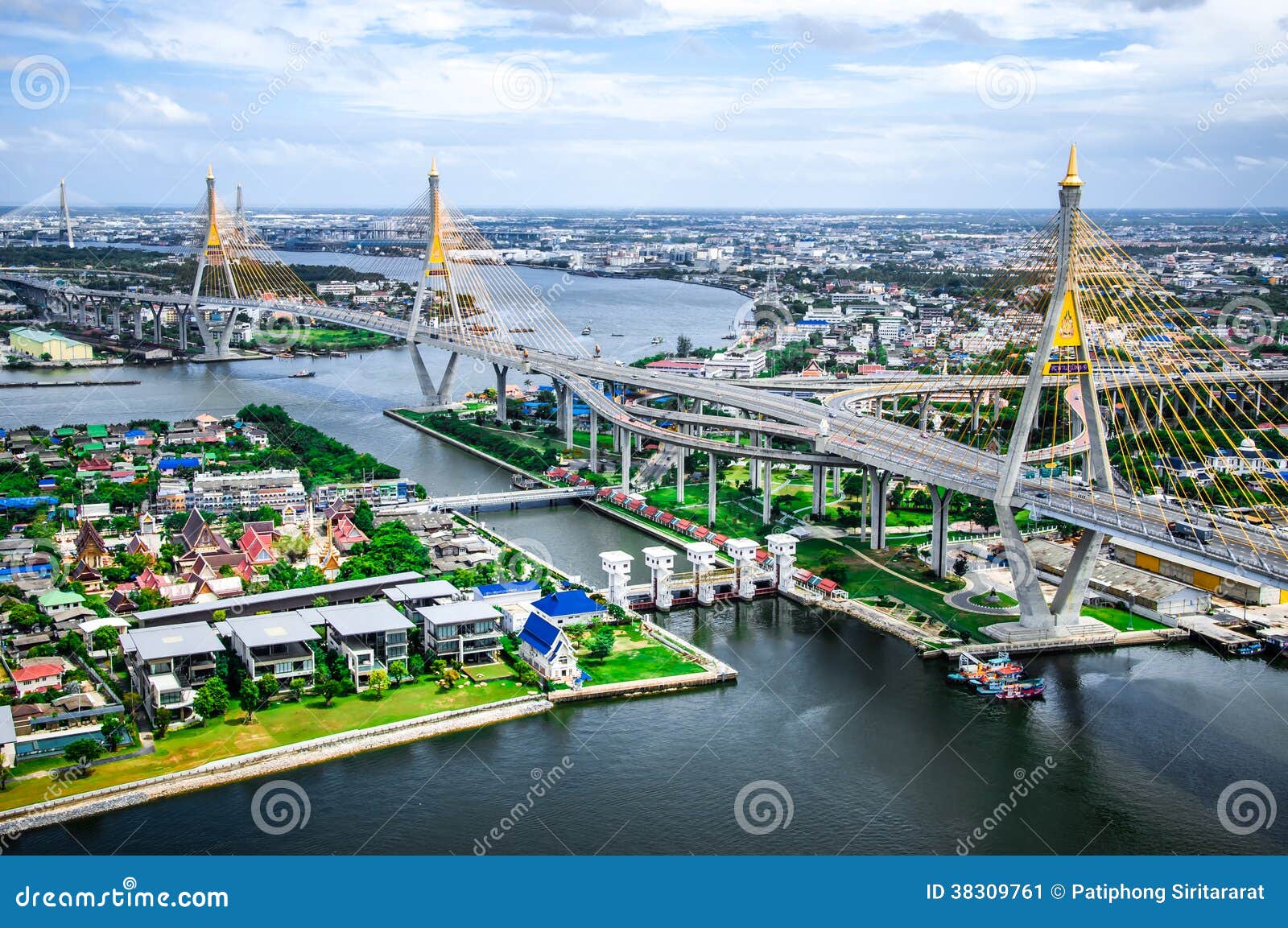 El puente de Bhumibol imagen de archivo. Imagen de terraplén - 38309761