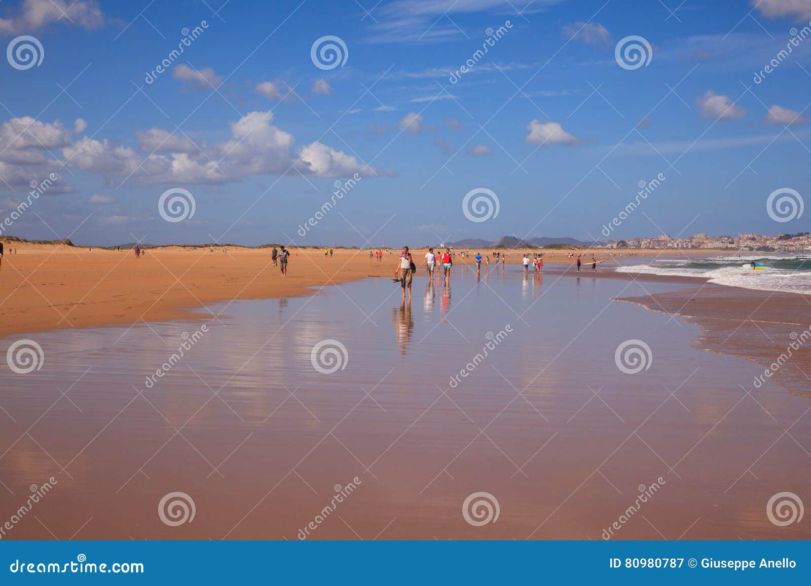 El Puntal Beach in Somo, Santander. Spain Editorial Photography - Image ...