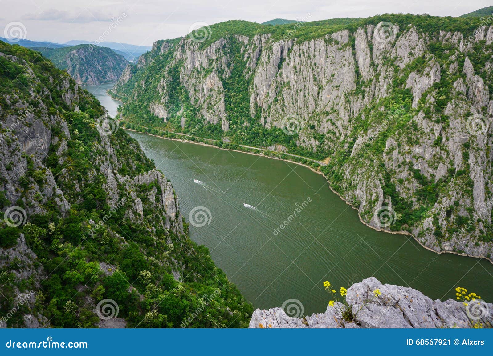 El río Danubio, Rumania imagen de archivo. Imagen de danubio - 60567921