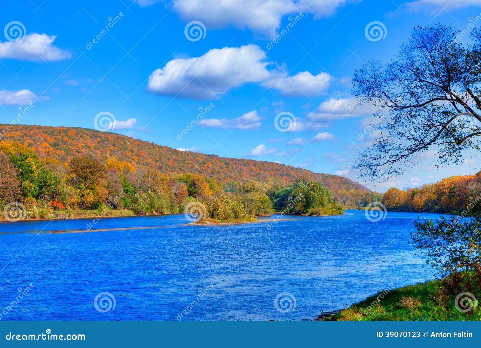 El río Delaware imagen de archivo. Imagen de vibrante - 39070123
