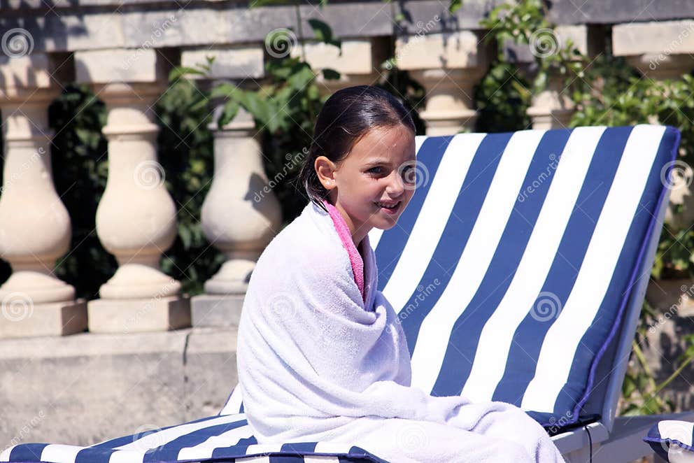 El secarse foto de archivo. Imagen de mojado, cubierto - 10409782