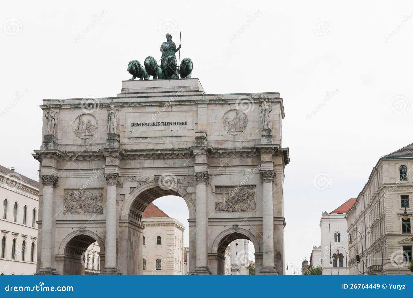 El Siegestor en Munich imagen de archivo. Imagen de torre - 26764449