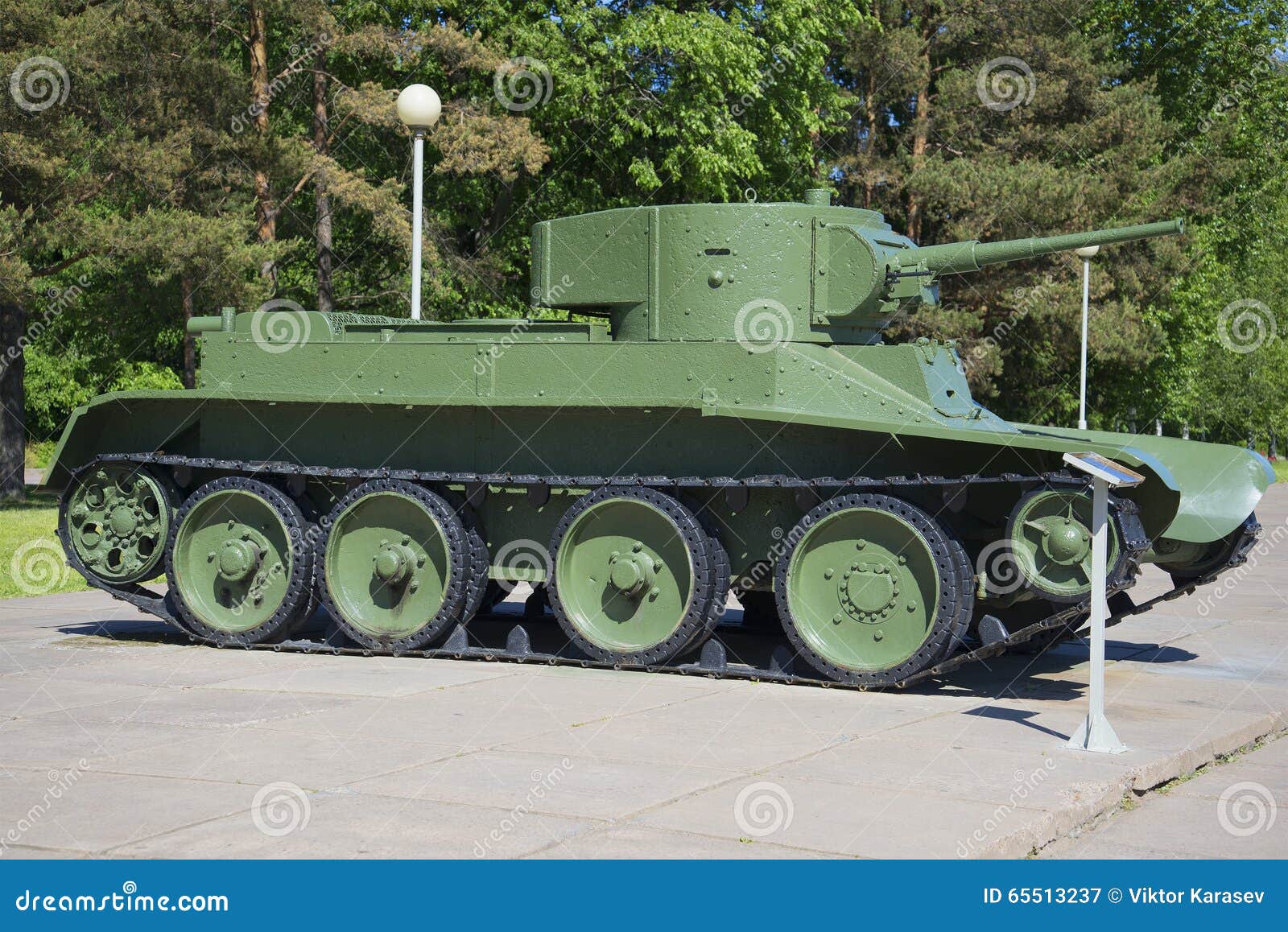 El tanque soviético BT-5 fotografía editorial. Imagen de rusia - 65513237