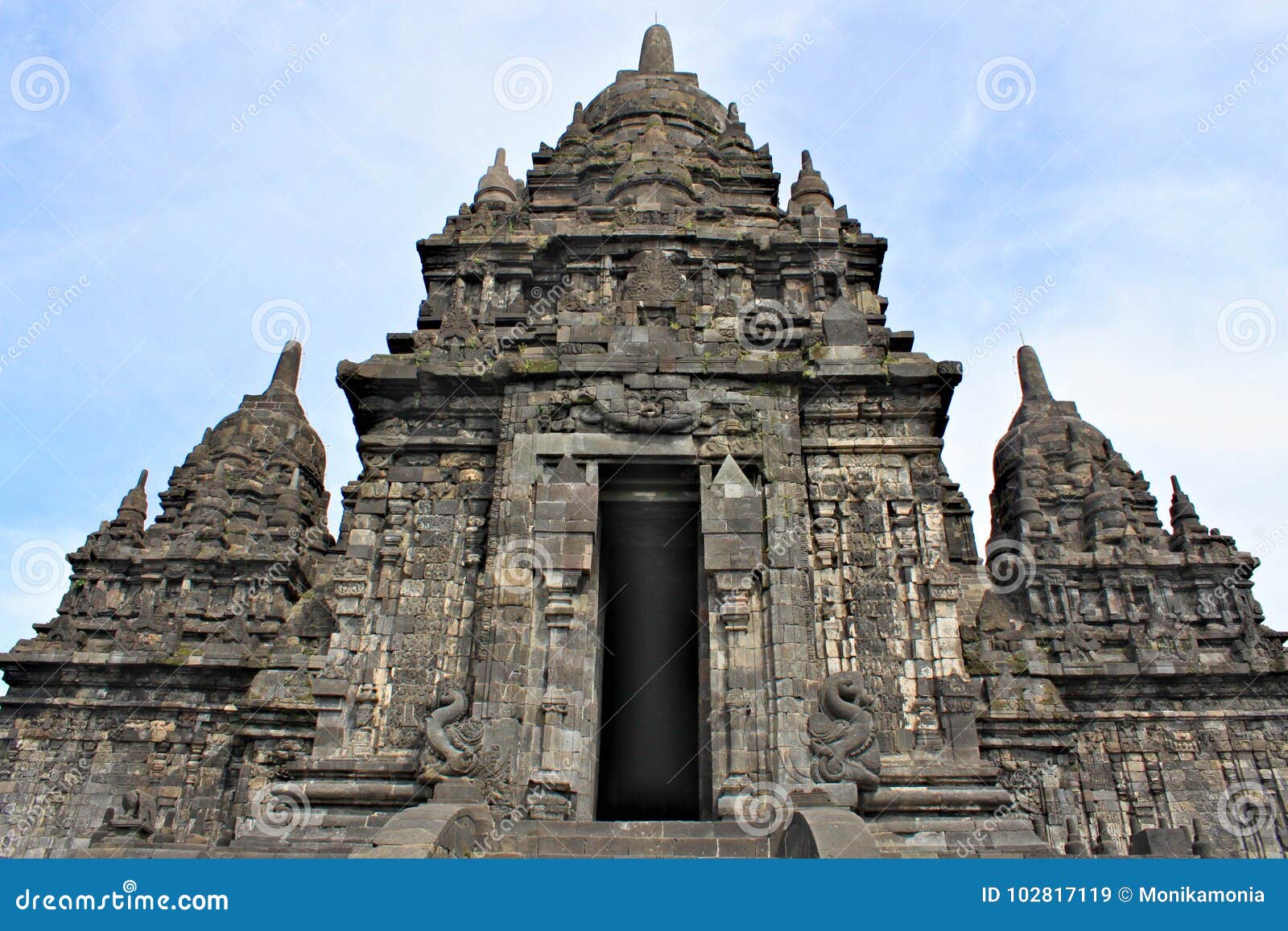 El Templo De Sewu Es El Segundo Mayor Complejo Del Templo Budista En ...