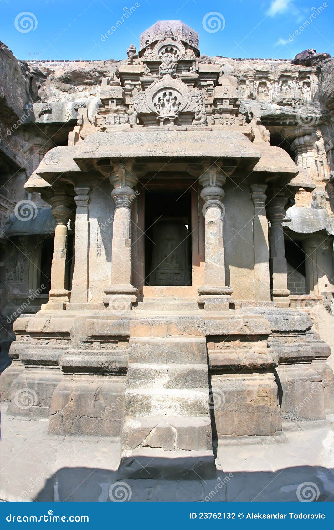 956 Indra Fotos - Libres de Derechos y Gratuitas de Dreamstime