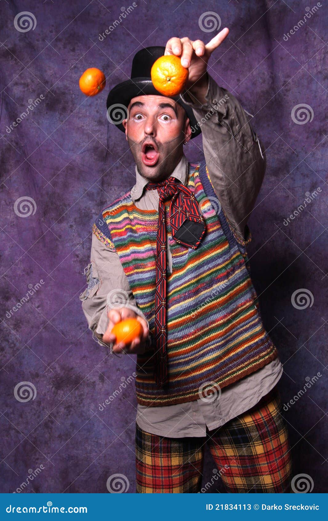 El traquear del payaso imagen de archivo. Imagen de ejecutante - 21834113