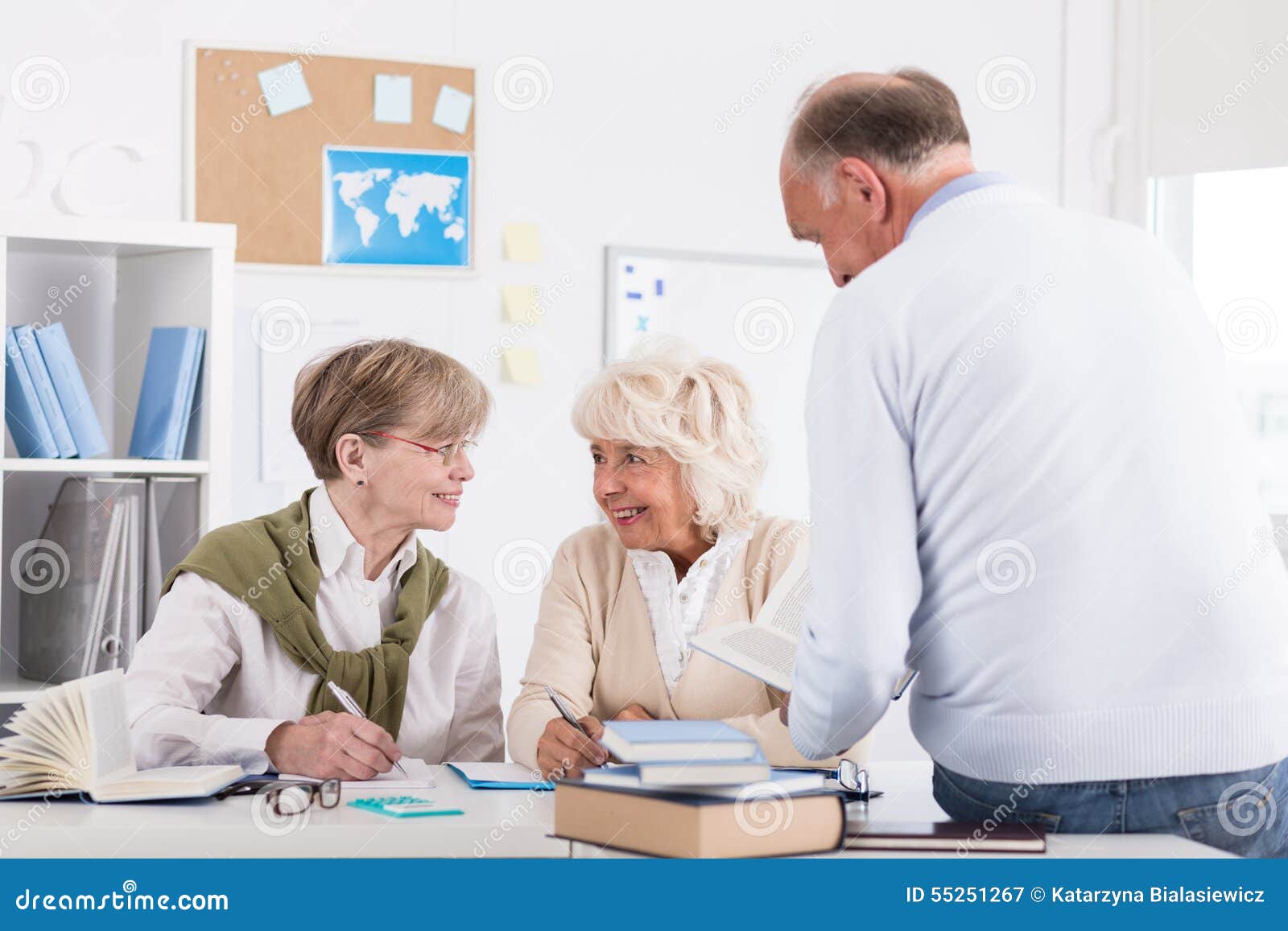 Elder People Studying in Library Stock Image - Image of desk, happiness ...