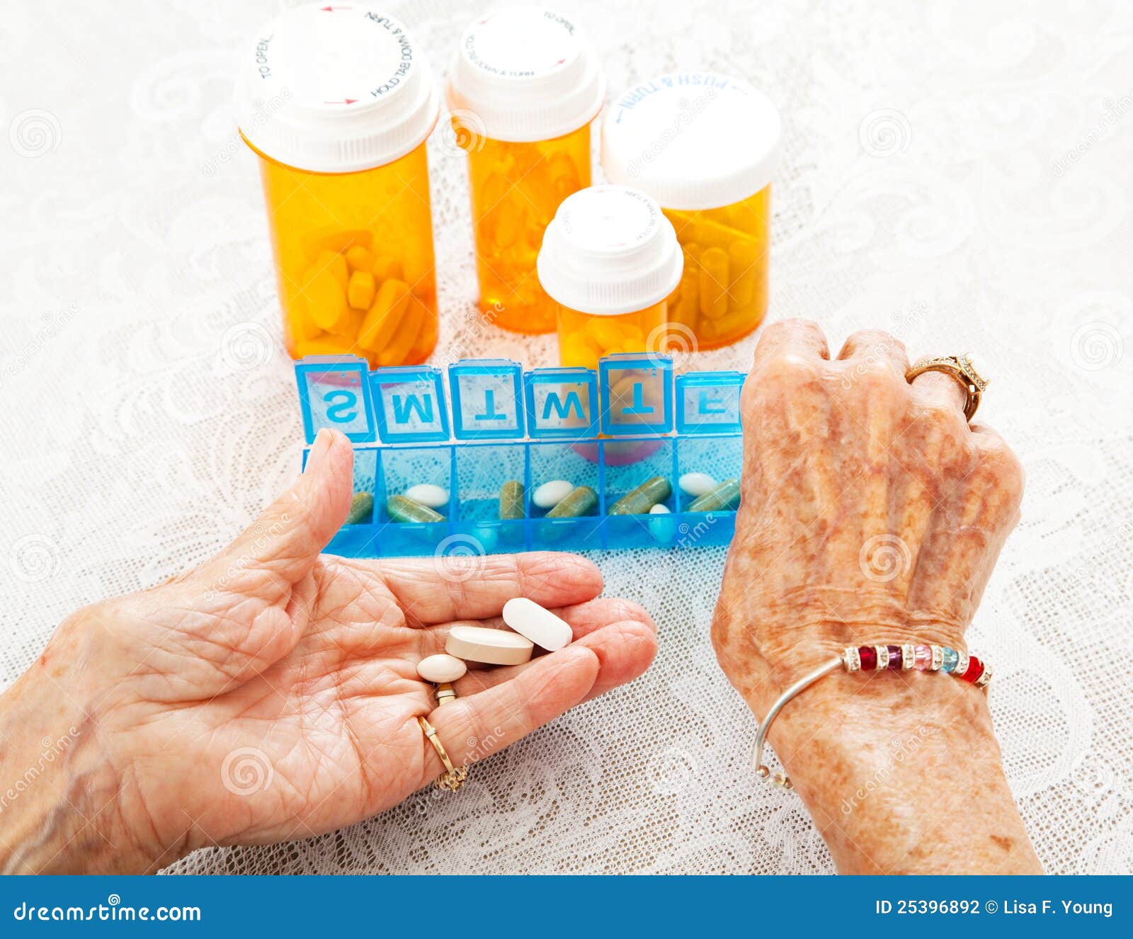 Elderly Hands Sorting Pills Stock Photo - Image of child, drug: 25396892