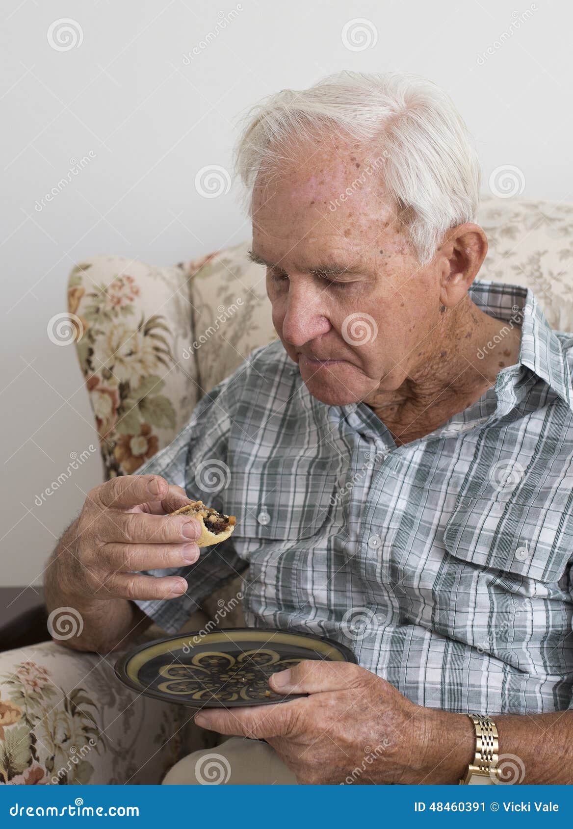 Man Eating Mince Pie Stock Photos - Free & Royalty-Free Stock Photos ...