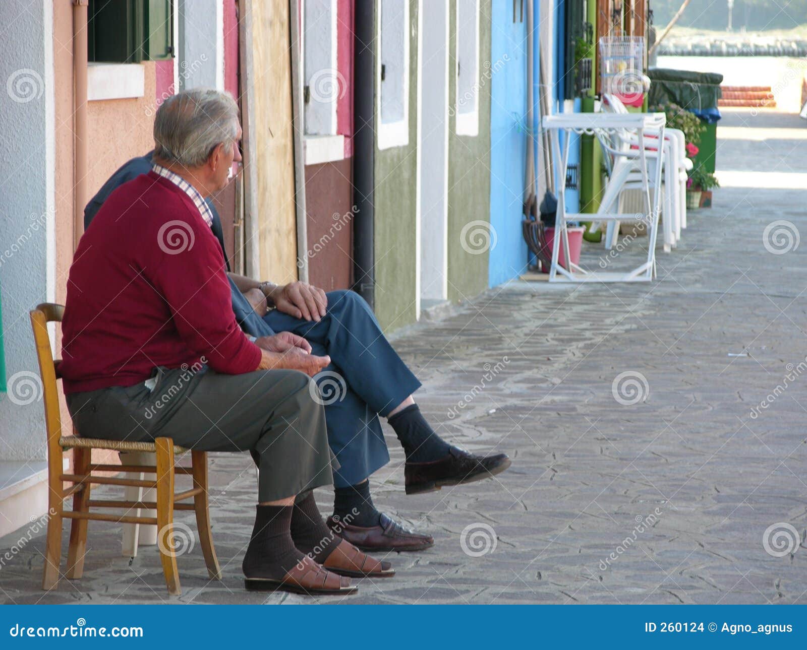 Italian People Talking