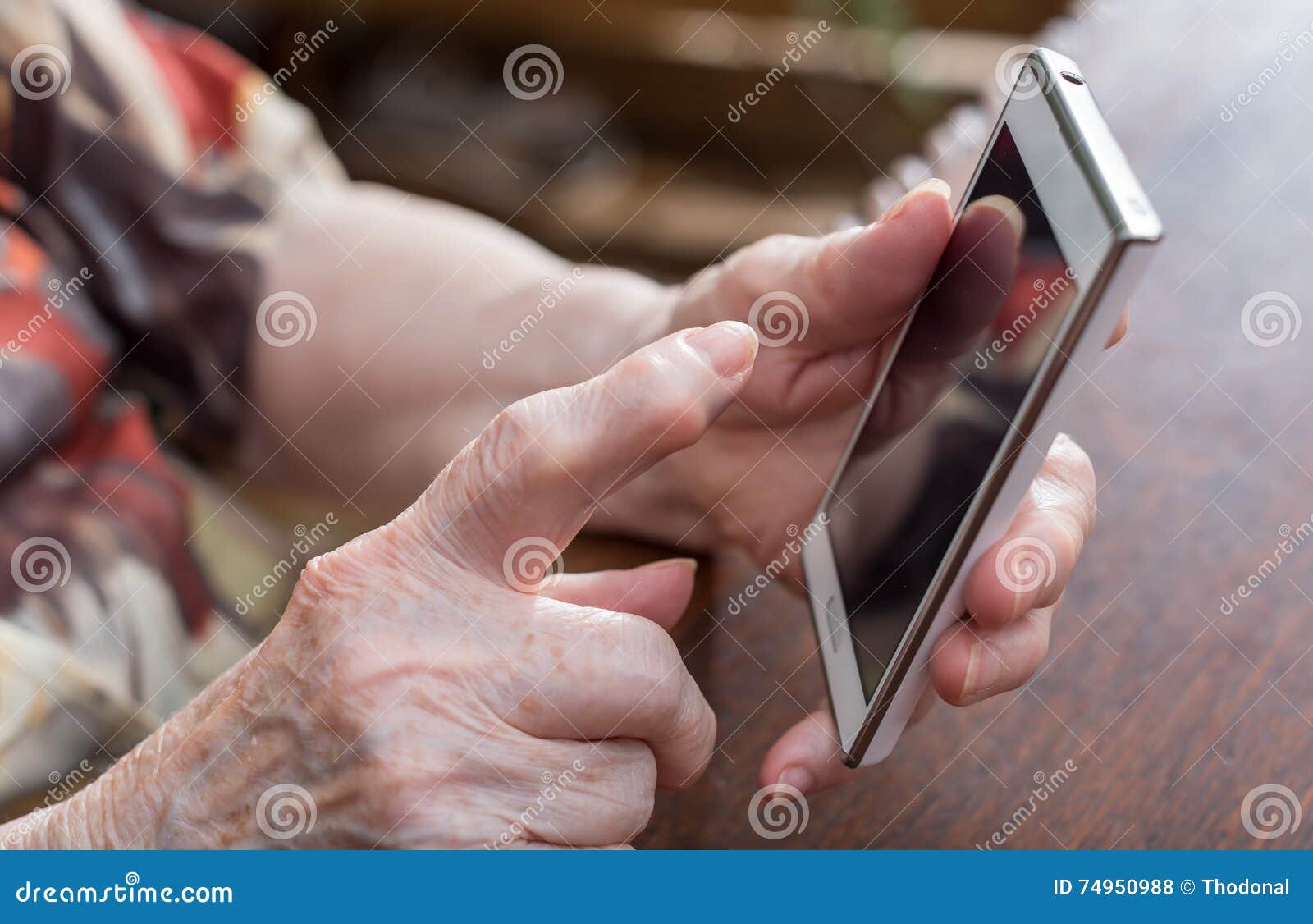 Elderly Person Using Smartphone Stock Photo - Image of elderly, modern ...