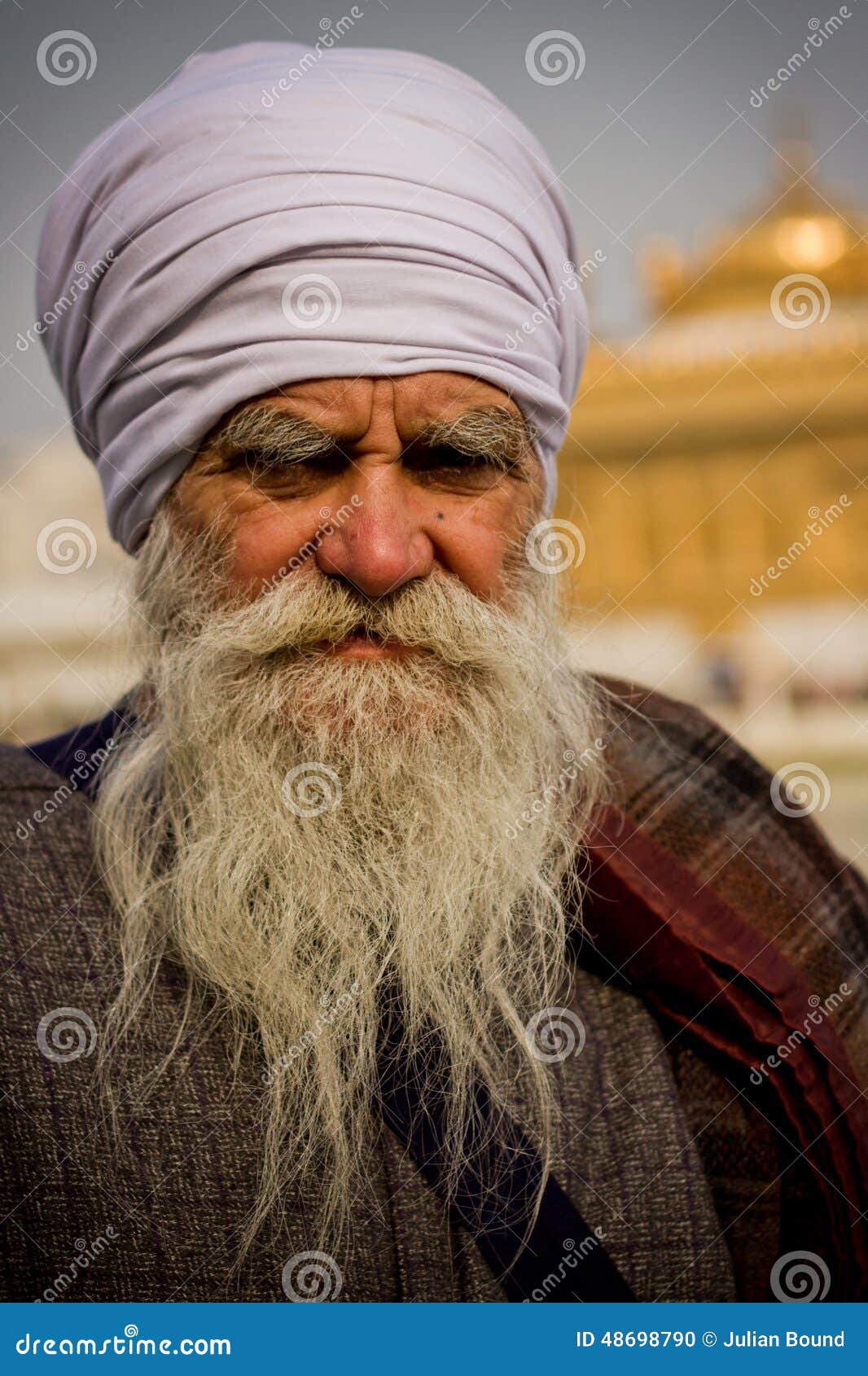 An Elderly Sikh Devotee of the Golden Temple of Amritsar, Punjab, India ...