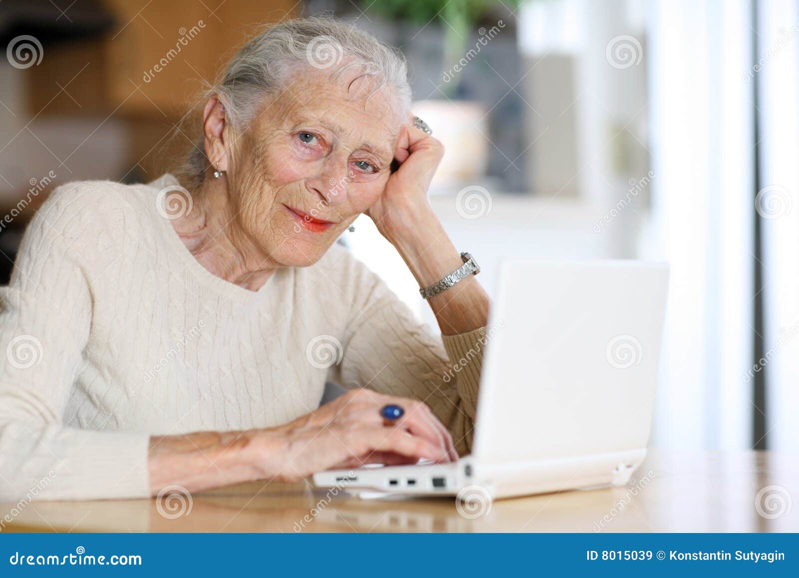 Elderly Woman with Computer Stock Image - Image of kind, mobile: 8015039