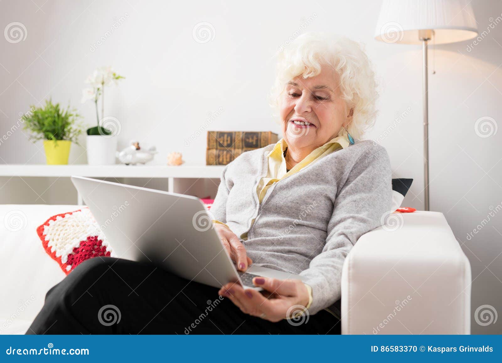 Elderly Woman Using Laptop Computer Stock Photo - Image of cool, laptop ...