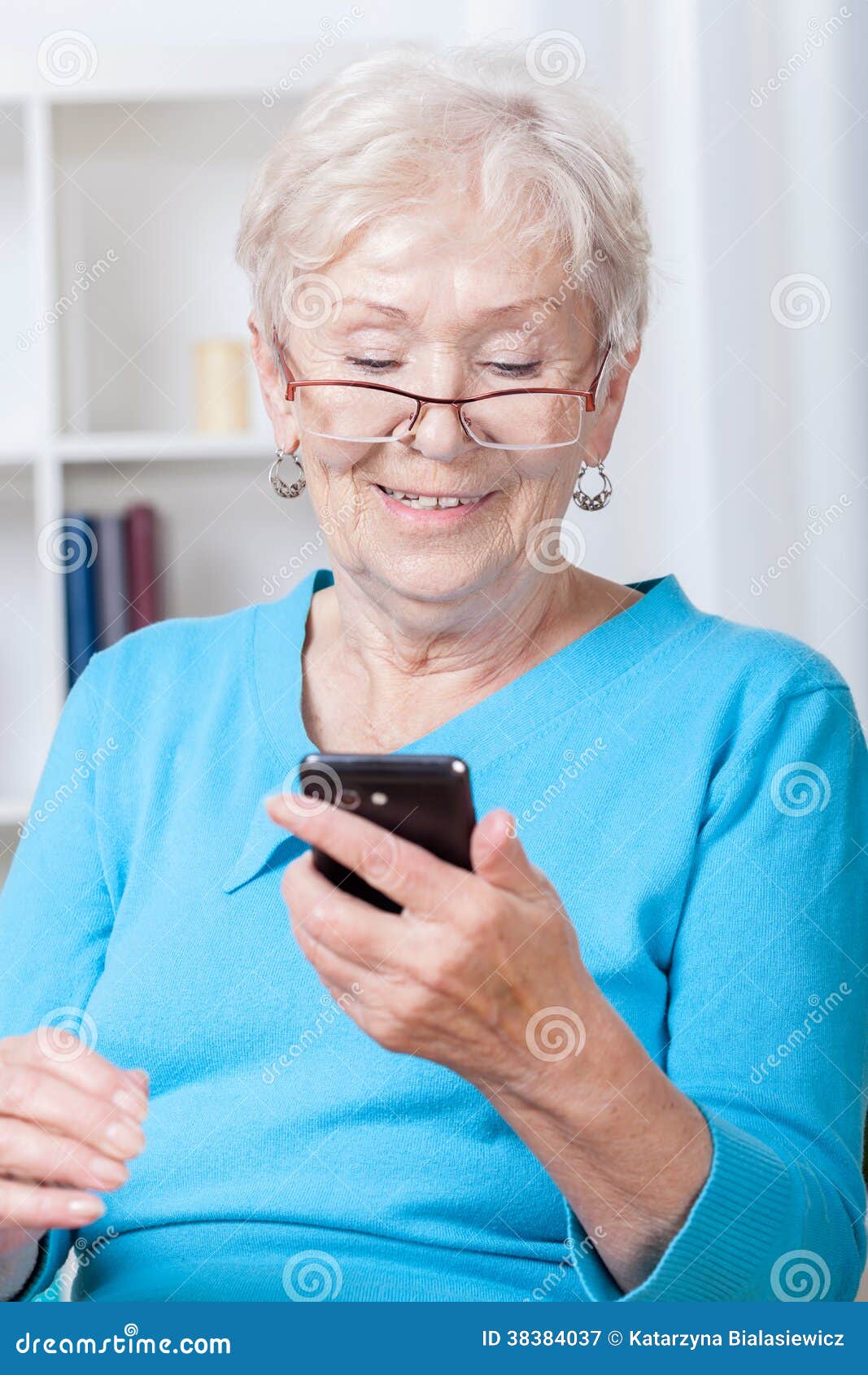 Elderly Woman Using Mobile Phone Stock Image - Image of cell, elder ...