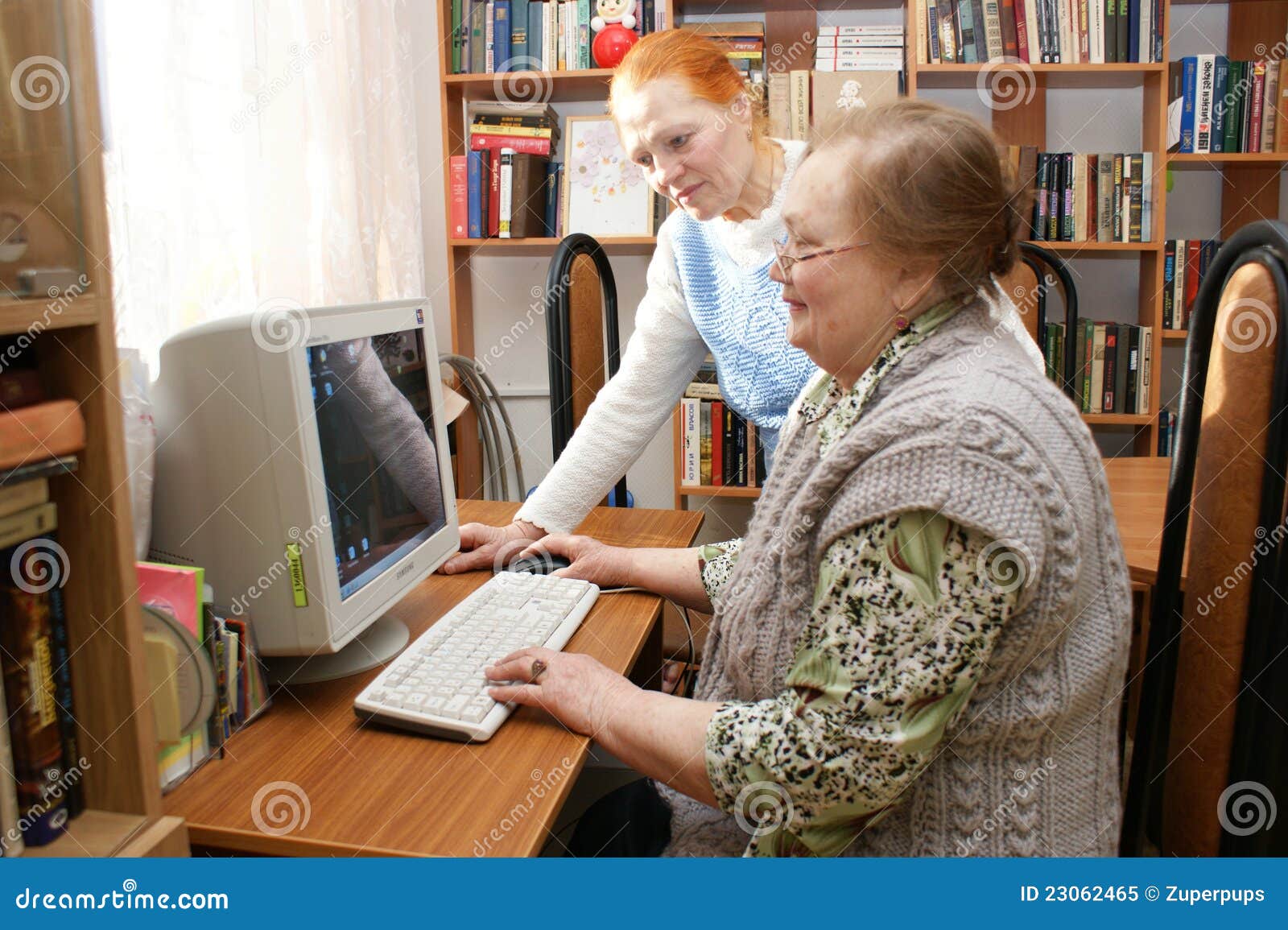 Elderly Women Study the Computer Editorial Image - Image of expression ...