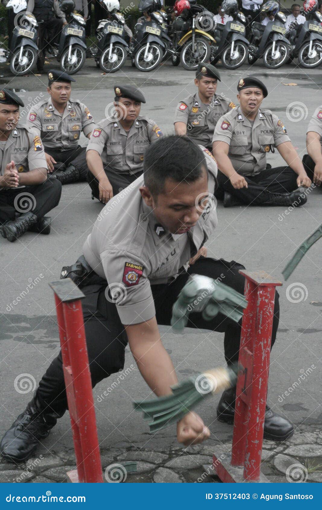 ELECTION PERFORMANCE SECURITY POLICE FORCE Editorial Stock Photo ...