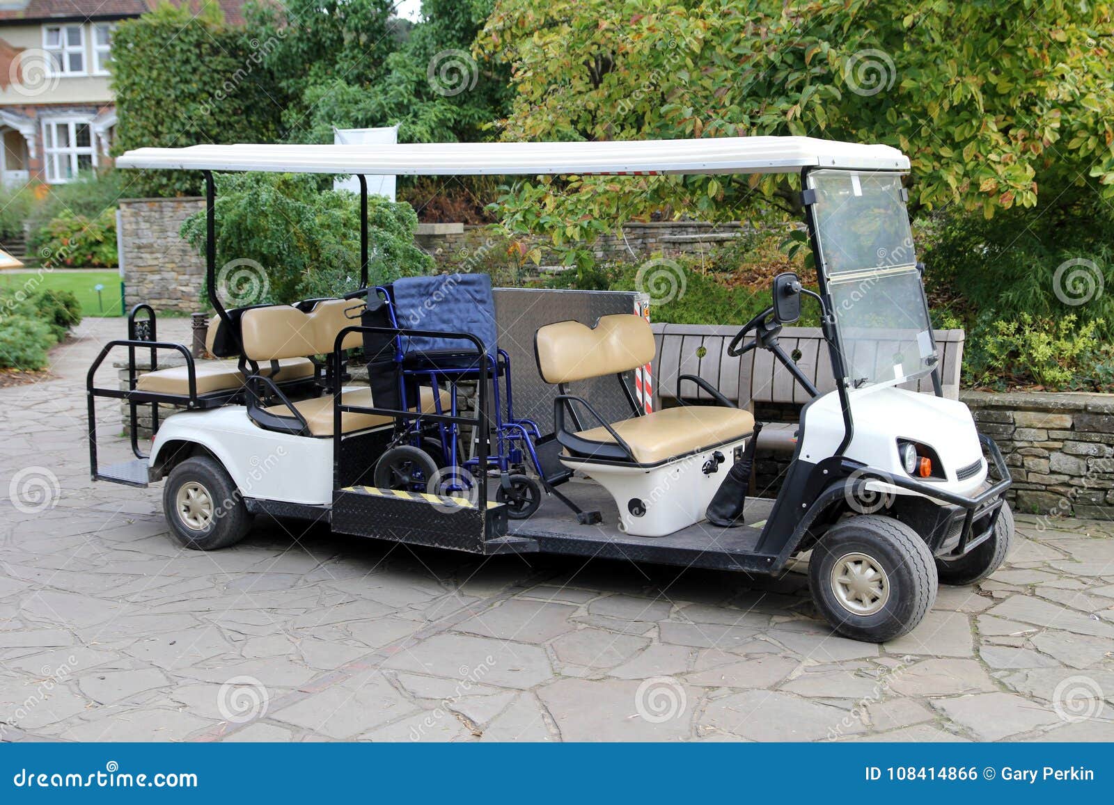 Fully-equipped Modern Kitchen Interior Royalty-Free Stock Image ...