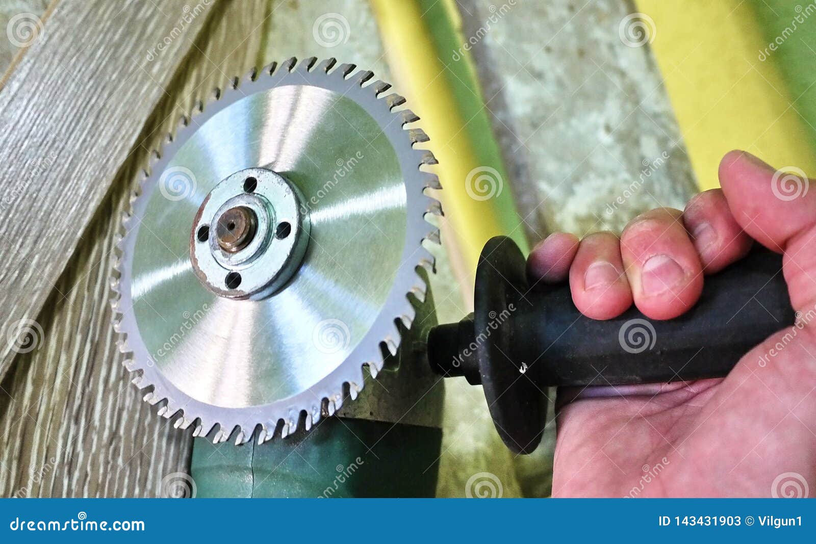 Electric Grinder for Working on Wood. the Disc with Teeth Makes it Easy ...