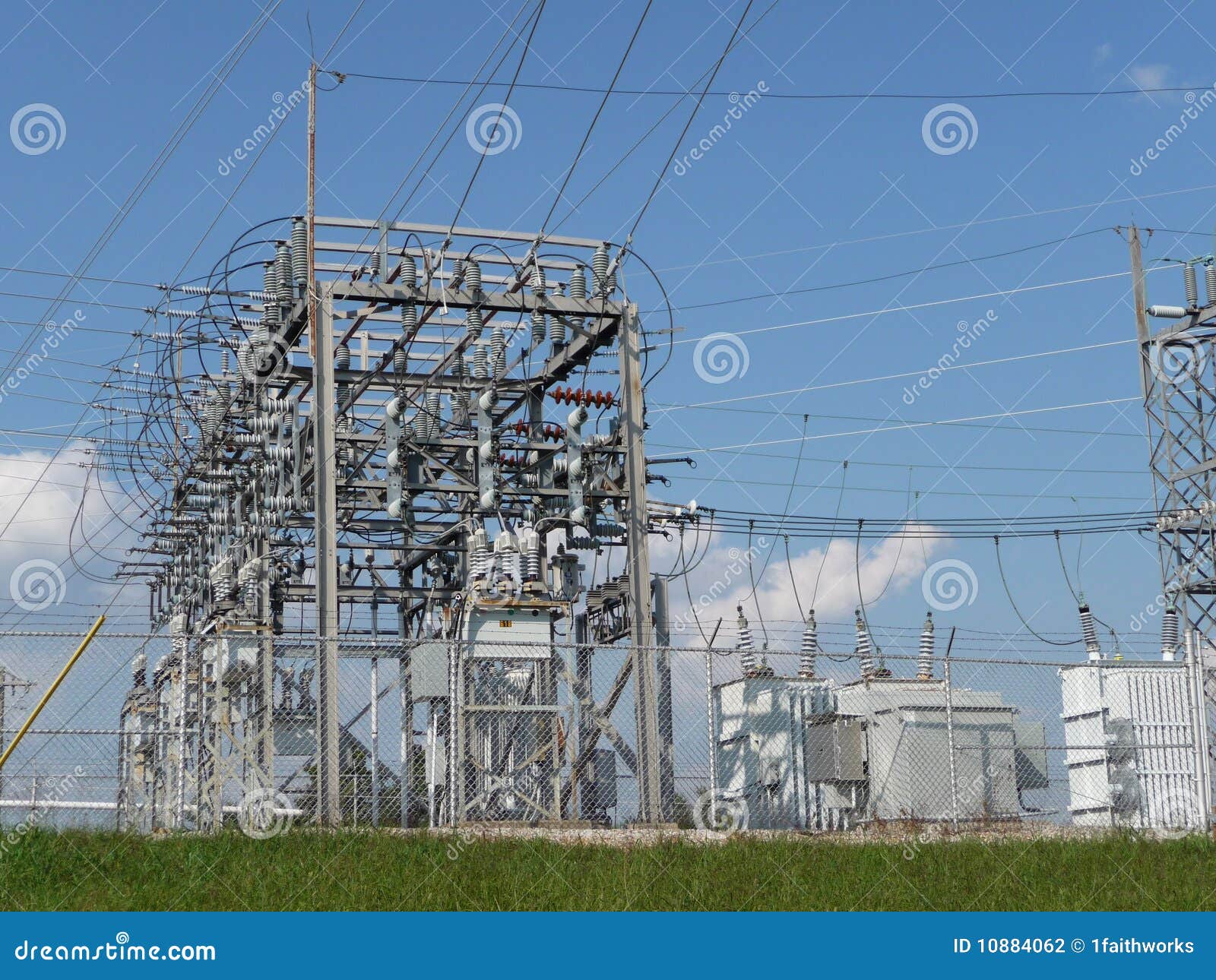 Electric Substation Royalty-Free Stock Photo | CartoonDealer.com #39934047
